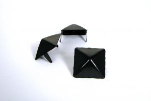 Pyramid Studs