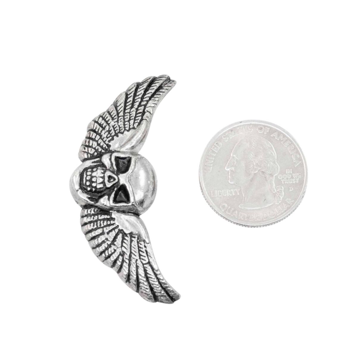 Winged Skull Badge Screwback